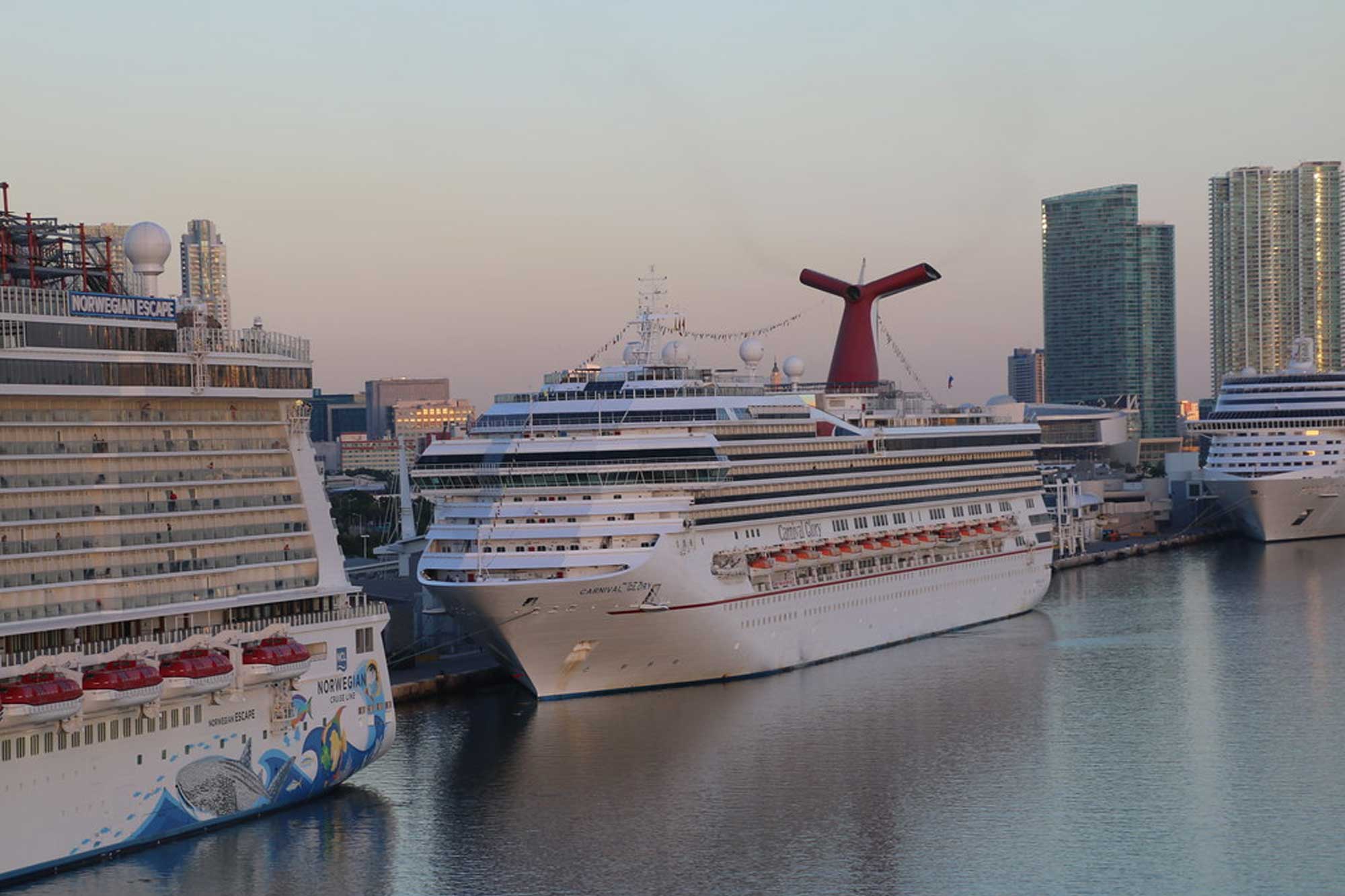 Miami Cruise Gets Arrests for Alleged Fraudulent Gamblers - The Sweat